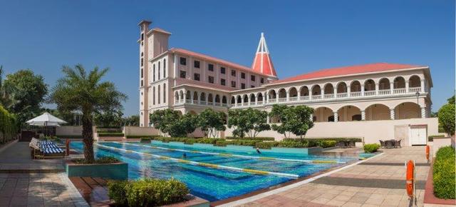 DLF Club 5, Gurgaon. Use Coupon Code >> FESTIVE